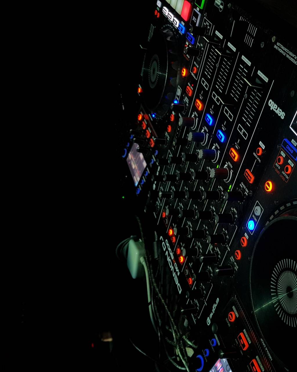 DJ Controller Wallpapers - Top Free DJ Controller Backgrounds ...