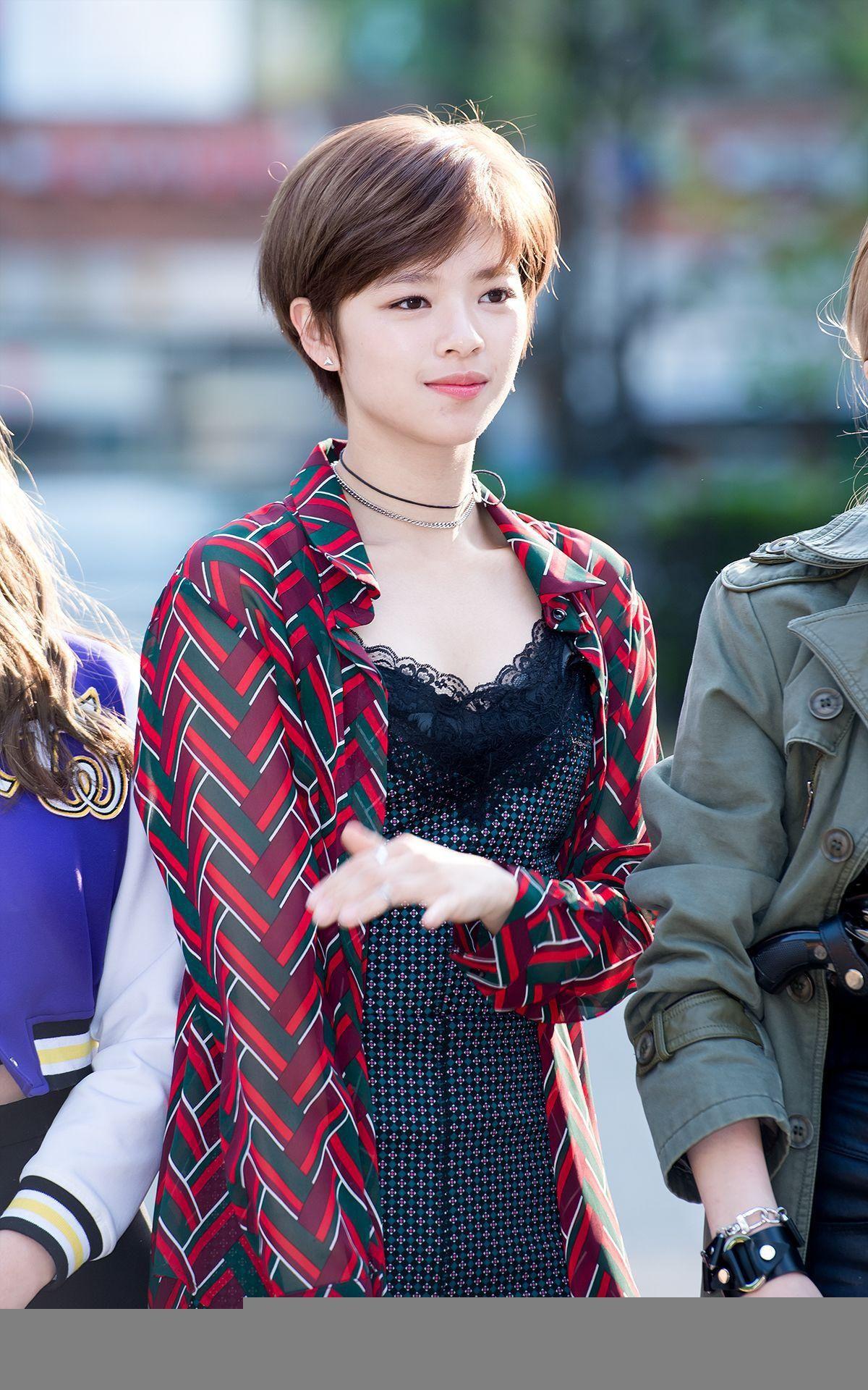Jeong Yeon Wallpapers - Top Free Jeong Yeon Backgrounds - WallpaperAccess