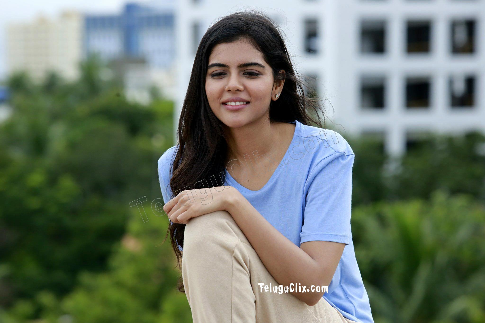 Kalyani Priyadarshan HD Wallpapers - Top Free Kalyani Priyadarshan HD ...