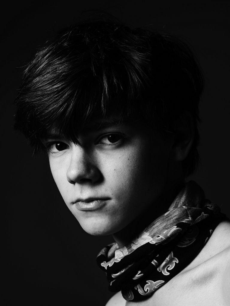 Thomas Sangster Photo Shoot