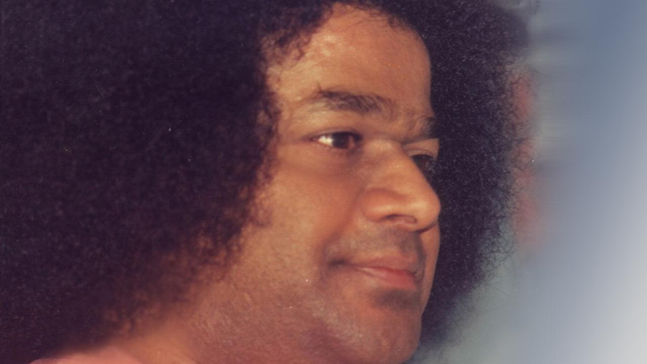 Sathya Sai Baba Wallpapers - Top Free Sathya Sai Baba Backgrounds ...