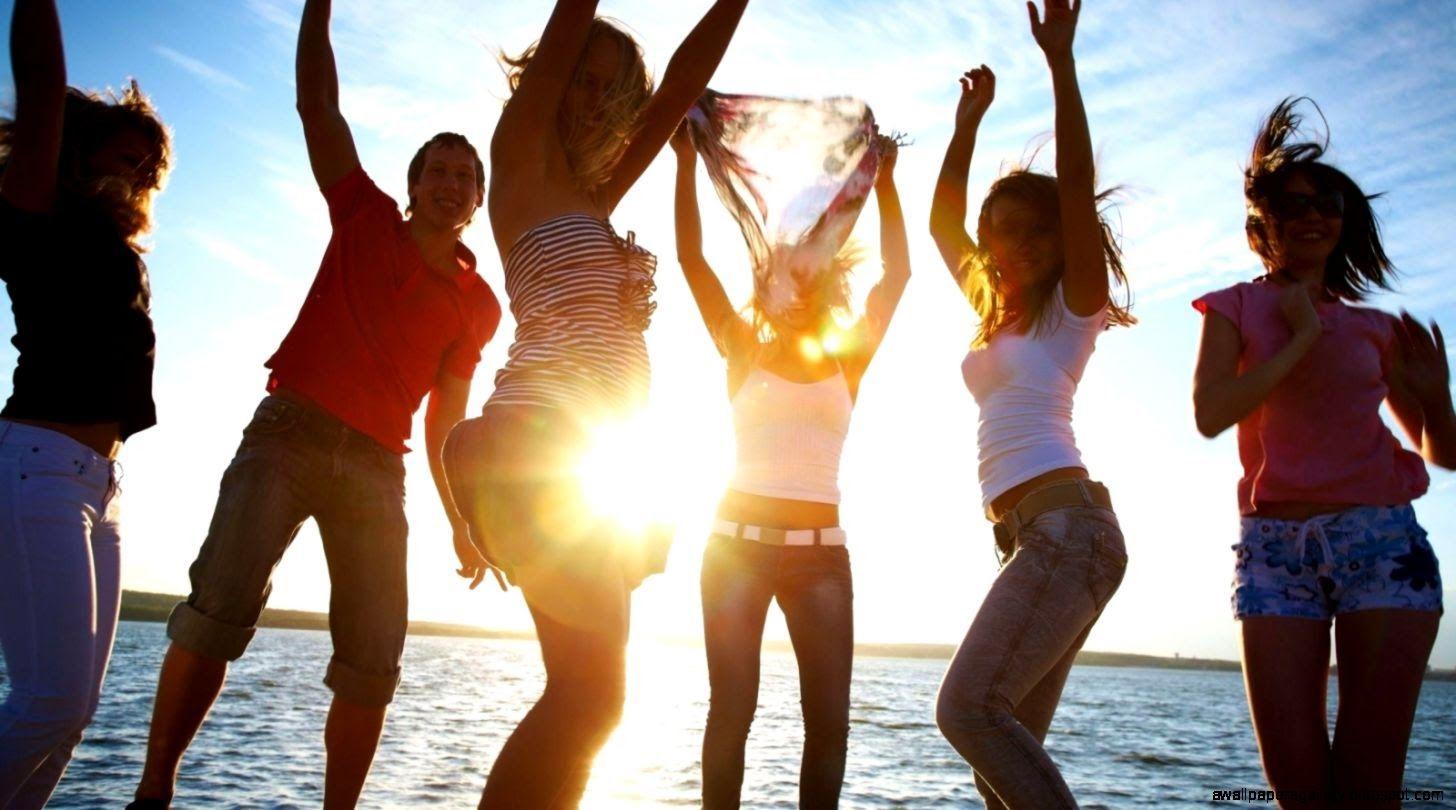 Summer Friends Wallpapers - Top Free Summer Friends Backgrounds ...