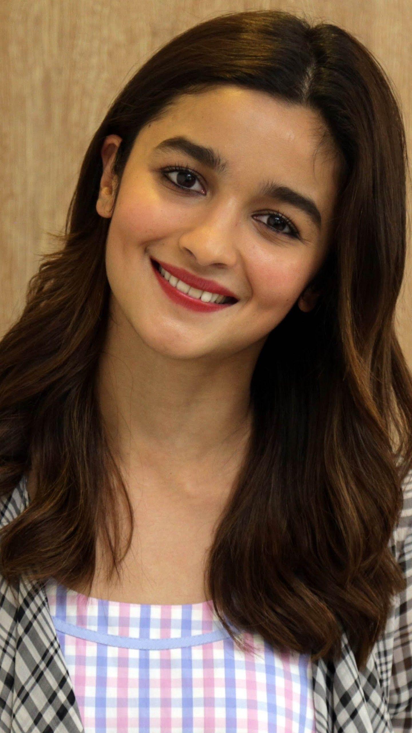 Alia Bhatt 4K Wallpapers - Top Free Alia Bhatt 4K Backgrounds ...