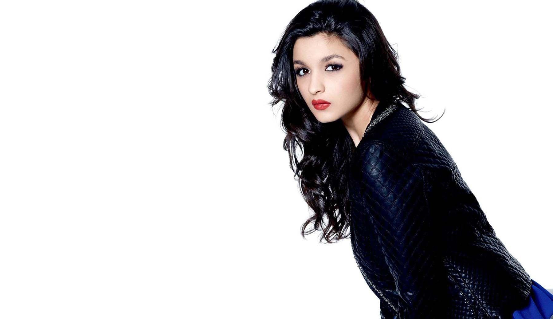 Alia Bhatt 4K Wallpapers - Top Free Alia Bhatt 4K Backgrounds ...