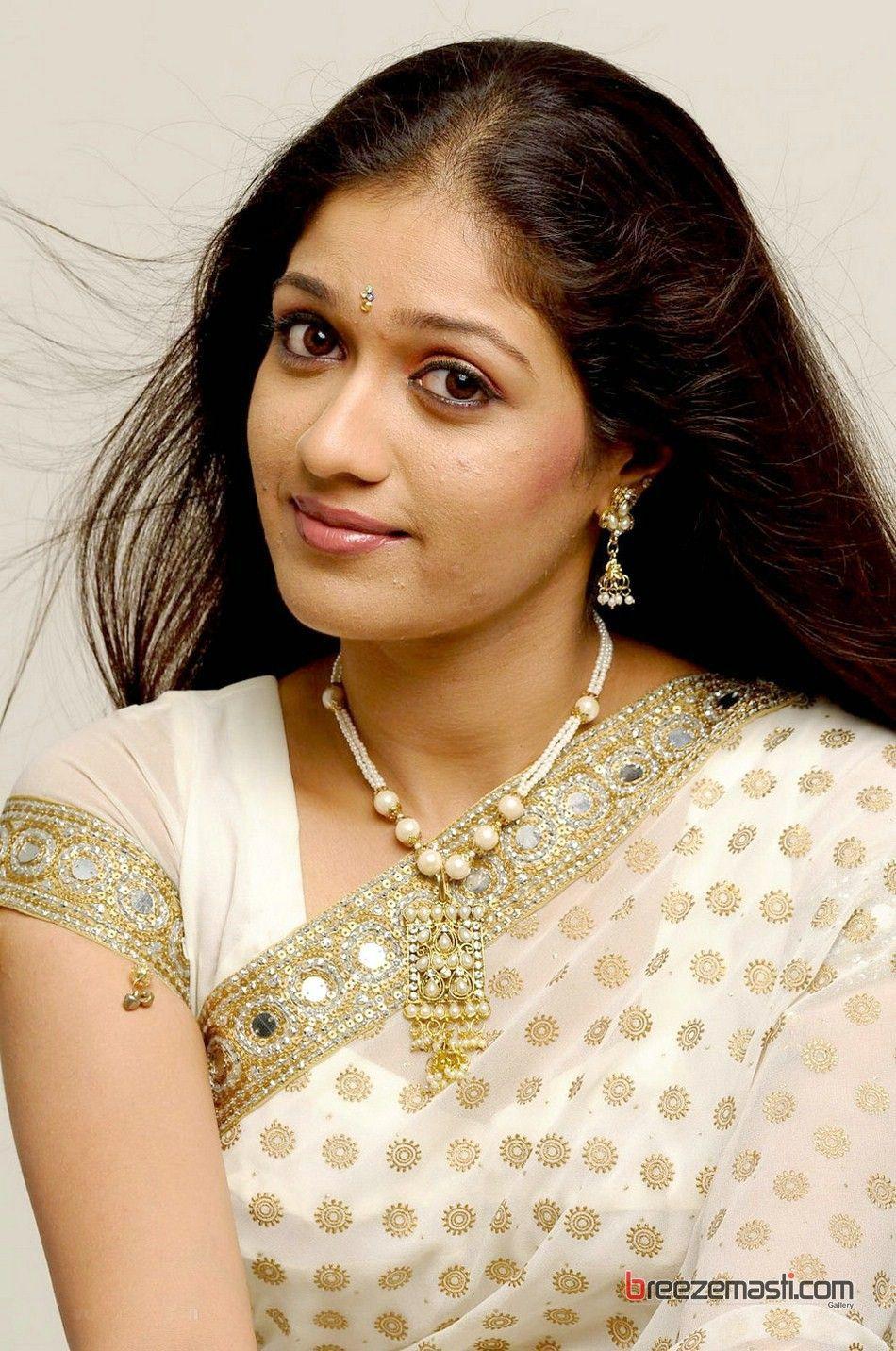 Tamil Actress Wallpapers - Top Free Tamil Actress Backgrounds ...