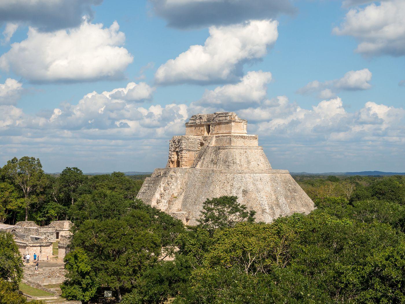 Aztec Pyramid Wallpapers - Top Free Aztec Pyramid Backgrounds ...