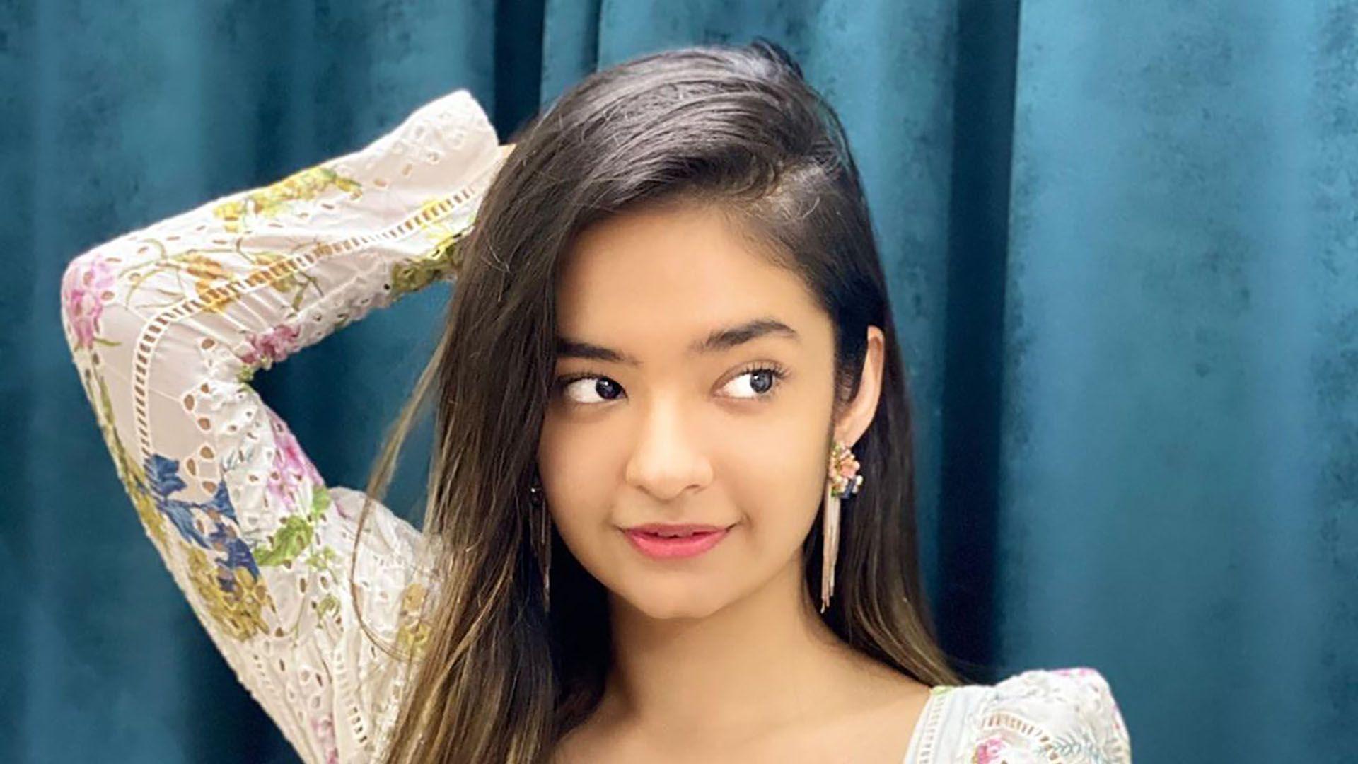 Anushka Sen HD Wallpapers - Top Free Anushka Sen HD Backgrounds ...