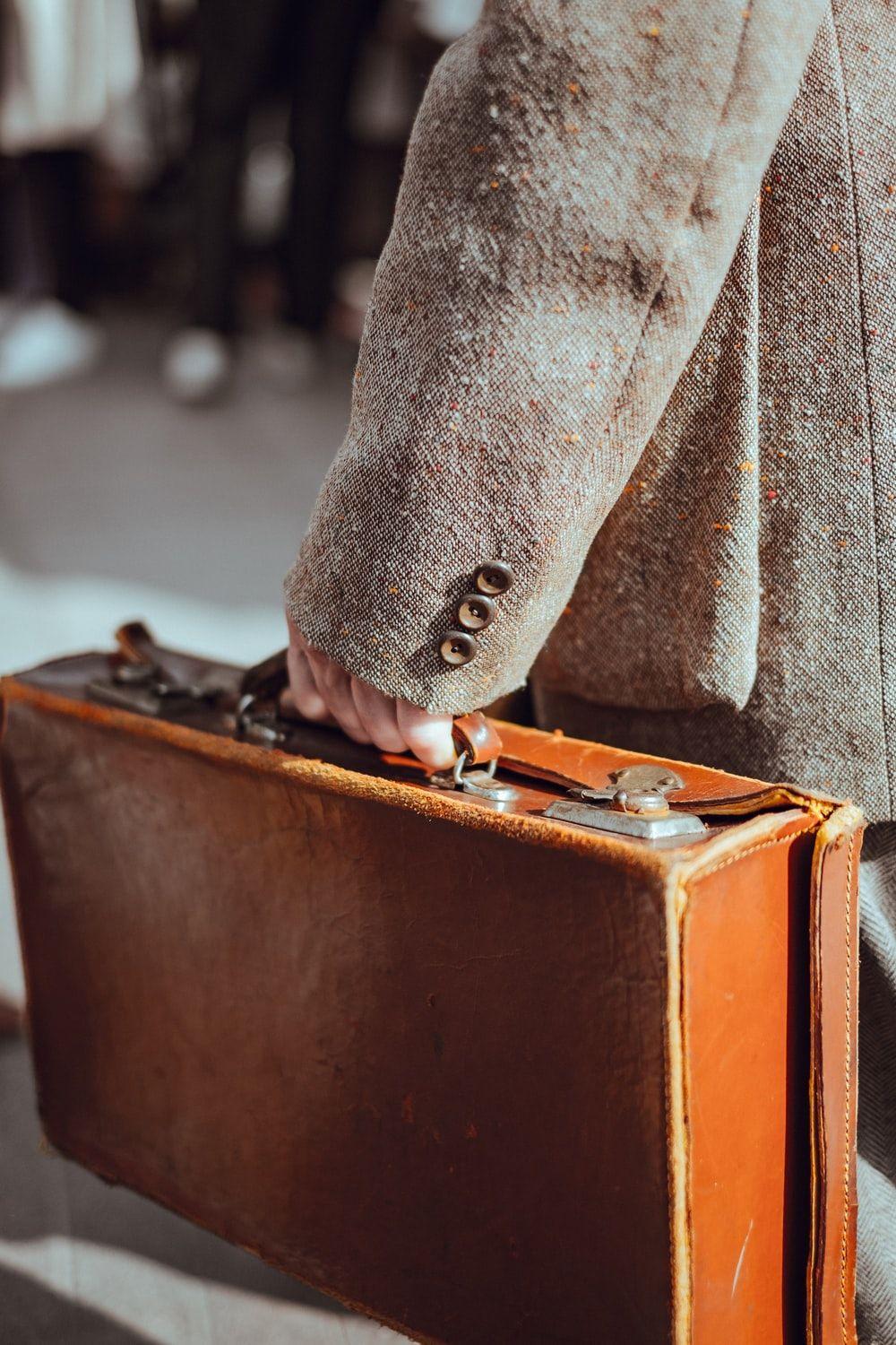 Suitcase Wallpapers - Top Free Suitcase Backgrounds - WallpaperAccess