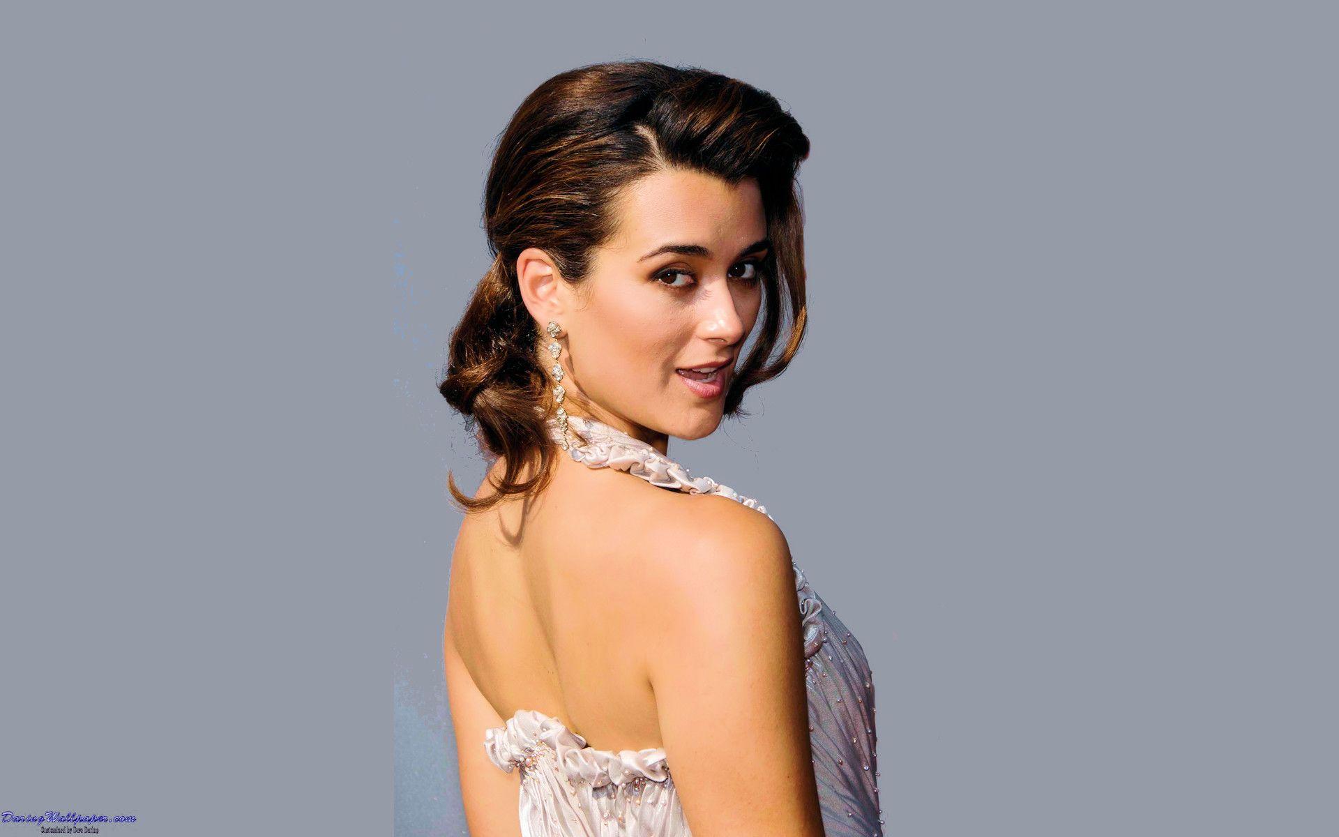 Ziva David Wallpapers - Top Free Ziva David Backgrounds - WallpaperAccess