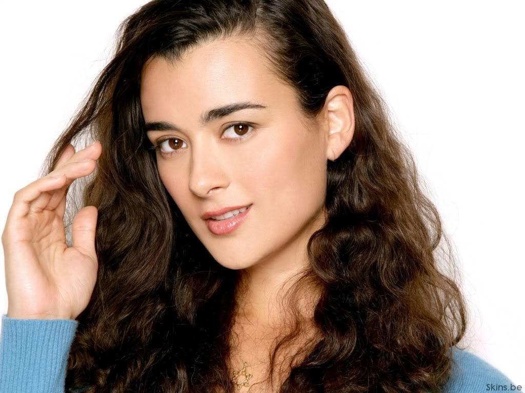 Ziva David Wallpapers - Top Free Ziva David Backgrounds - WallpaperAccess
