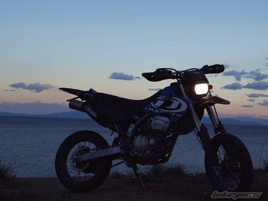 Kawasaki D-Tracker Wallpapers - Top Free Kawasaki D-Tracker Backgrounds ...