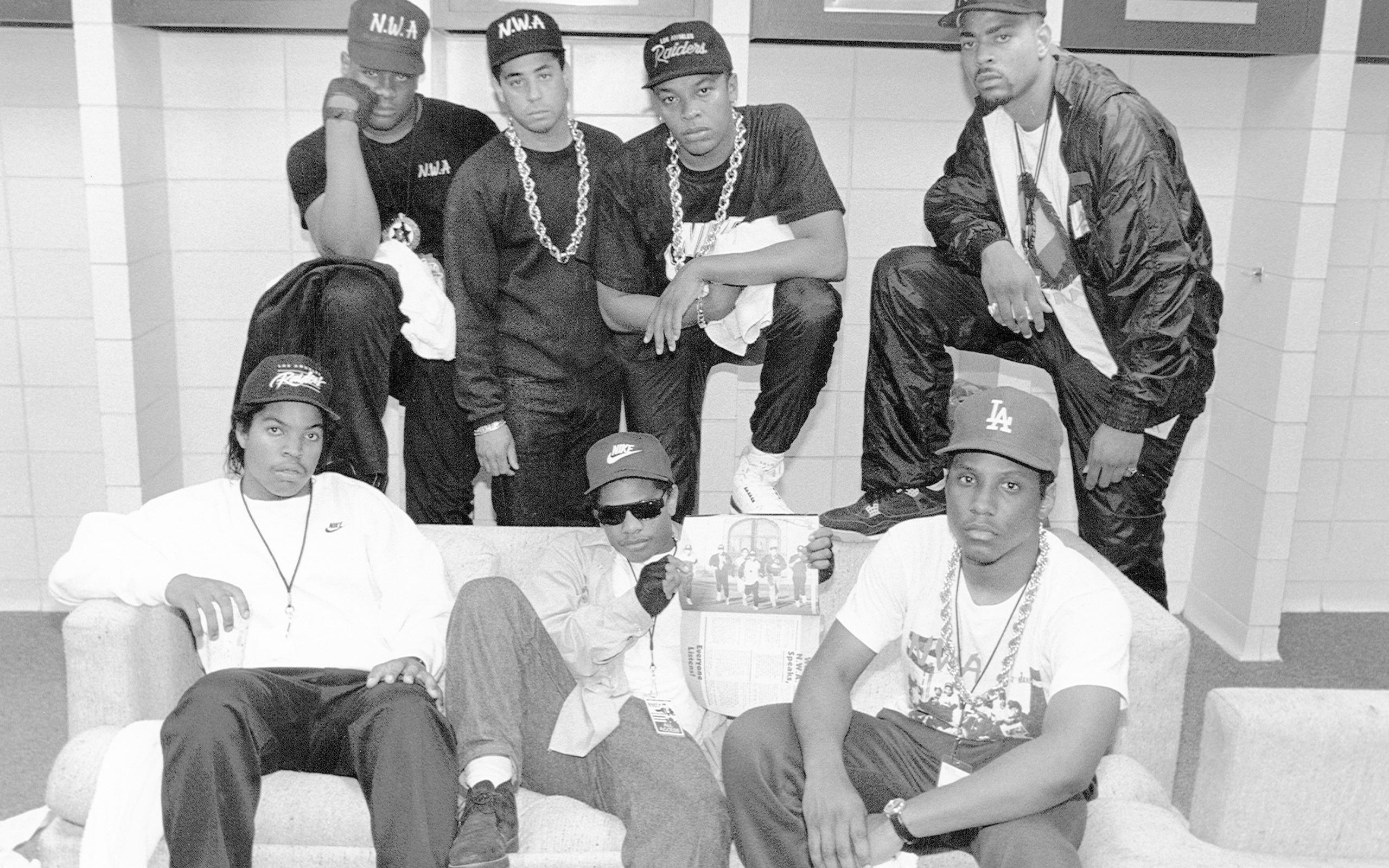 Legends Of The Mic 90s Rappers Who Defined A Generation Legends Of The Mic 90s Rappers Who Defined A Generation