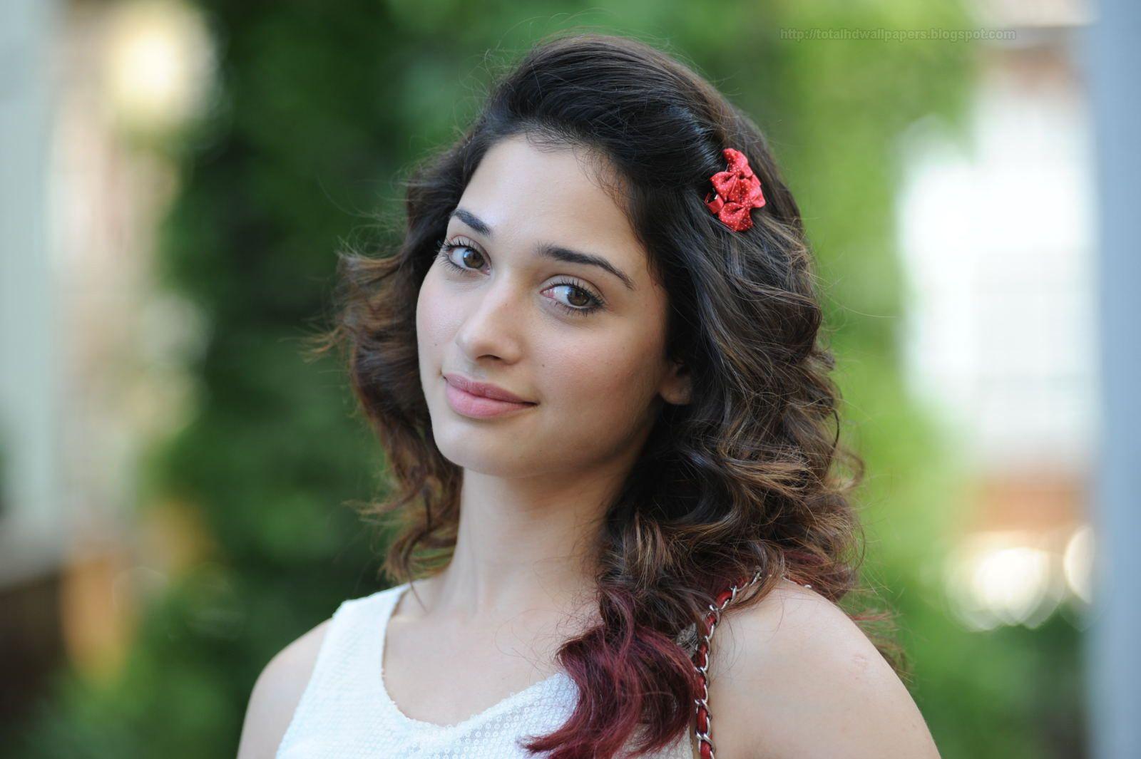 Tamanna Bhatia HD Wallpapers - Top Free Tamanna Bhatia HD Backgrounds - WallpaperAccess