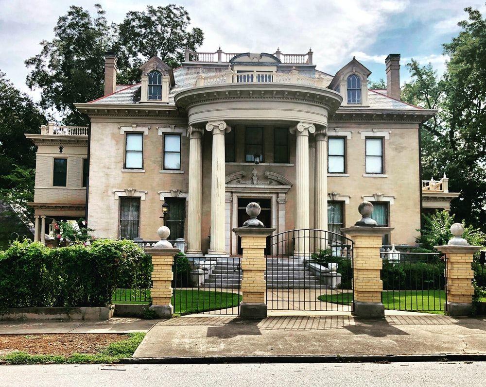 4K Mansion Wallpapers - Top Free 4K Mansion Backgrounds - WallpaperAccess