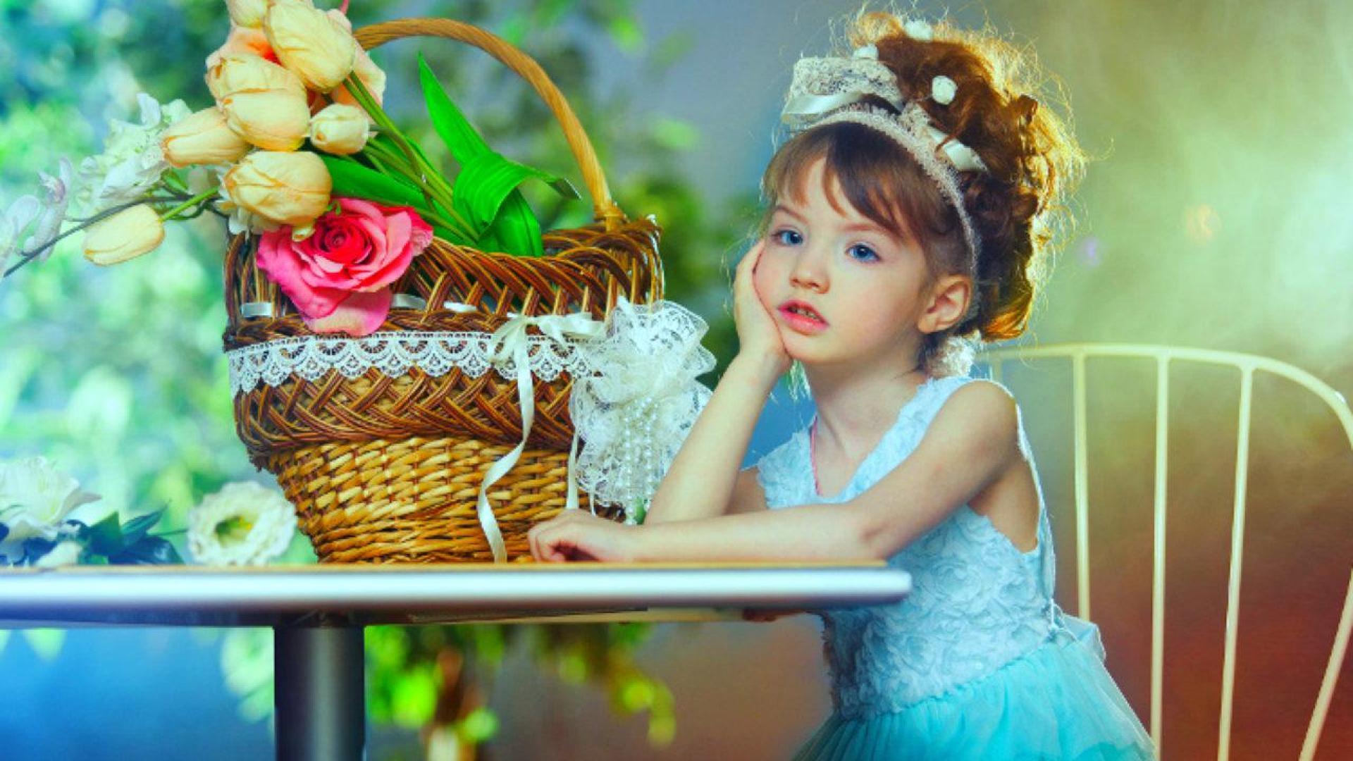 Small Cute Girls Wallpapers - Top Free Small Cute Girls Backgrounds ...