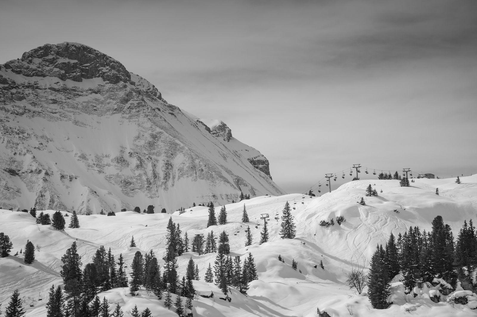 Black and White Mountain Snow Wallpapers - Top Free Black and White ...