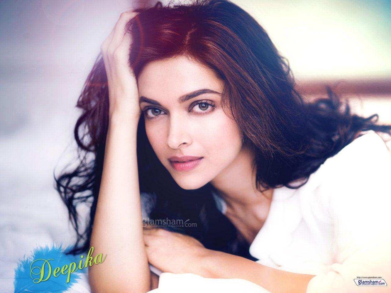 Smile Deepika Padukone HD Wallpapers - Top Free Smile Deepika Padukone ...