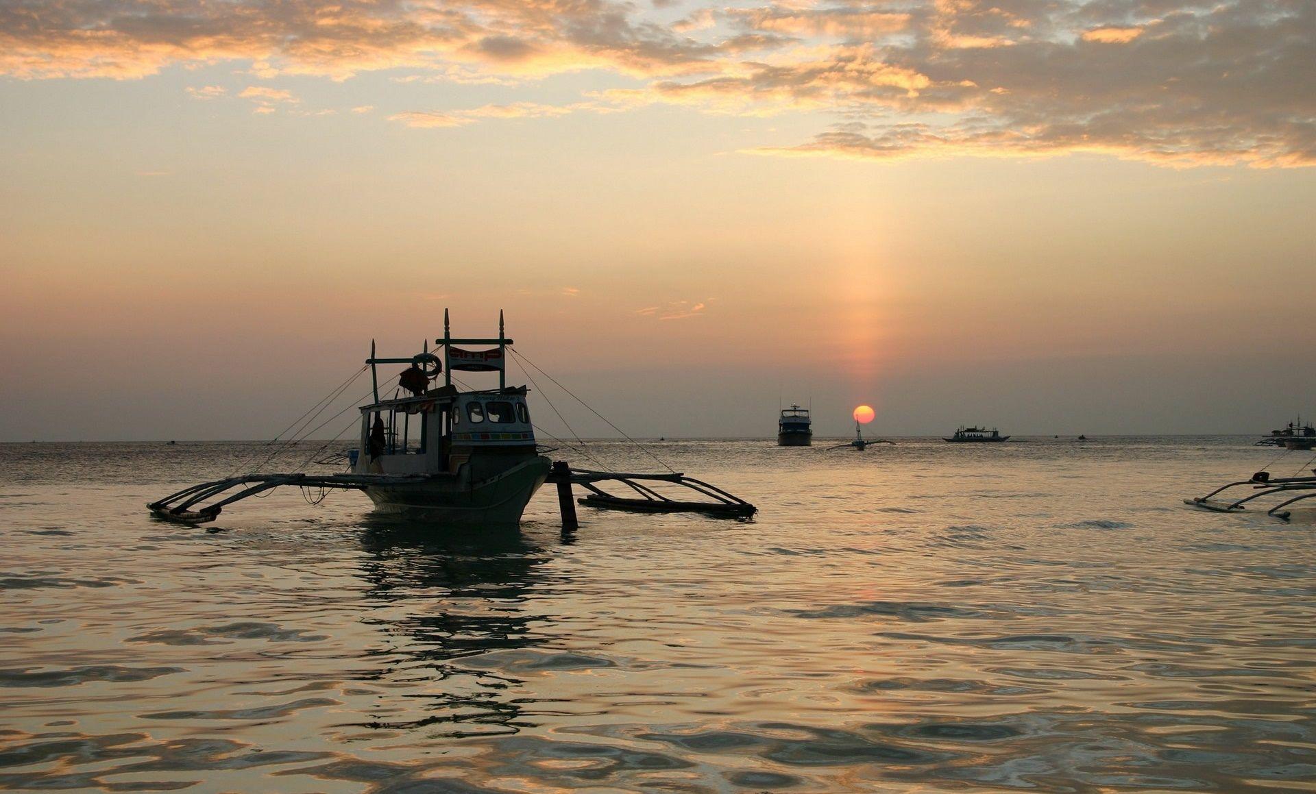 Ocean Fishing Boat Wallpapers - Top Free Ocean Fishing Boat Backgrounds ...