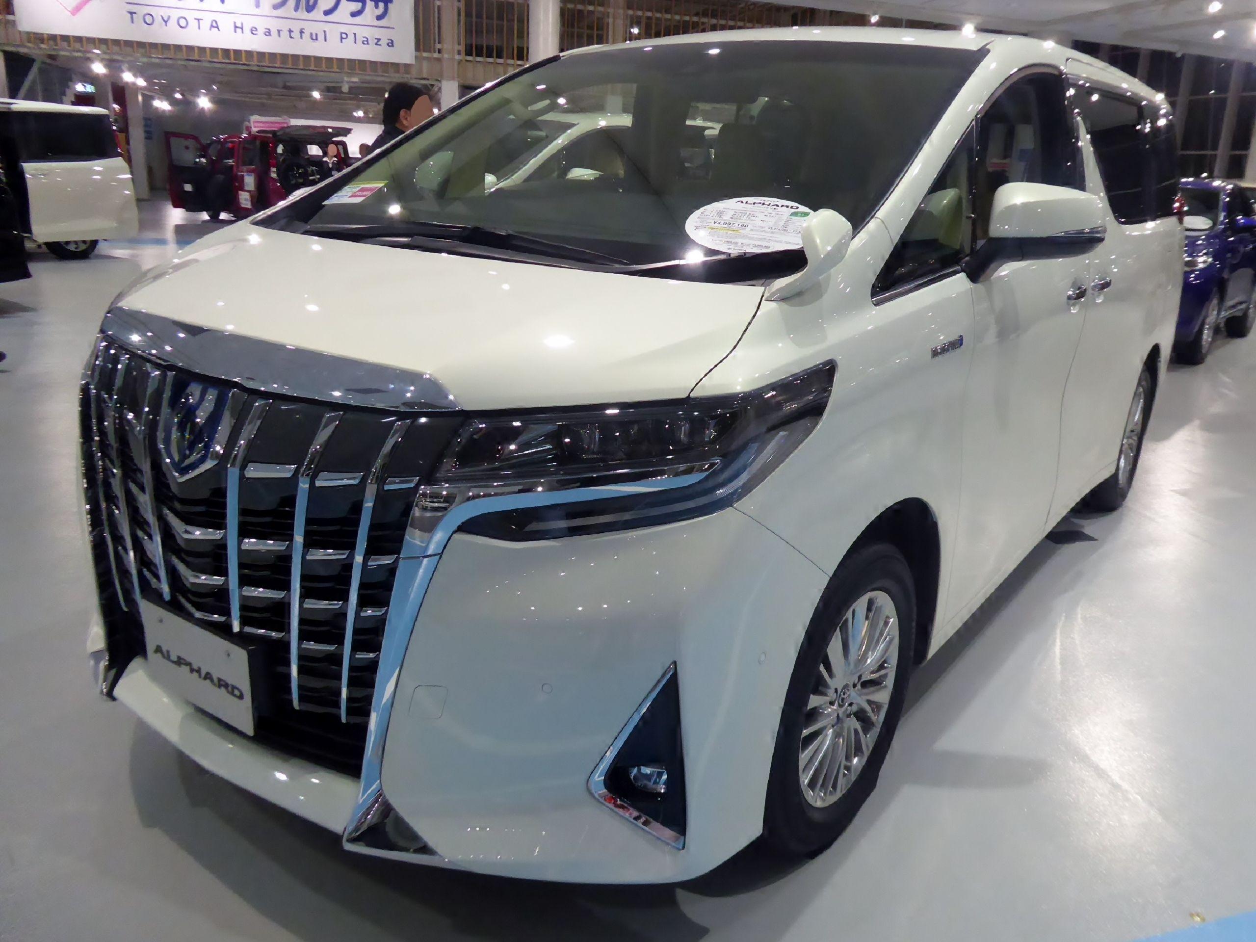 Toyota Alphard Wallpapers - Top Free Toyota Alphard Backgrounds ...