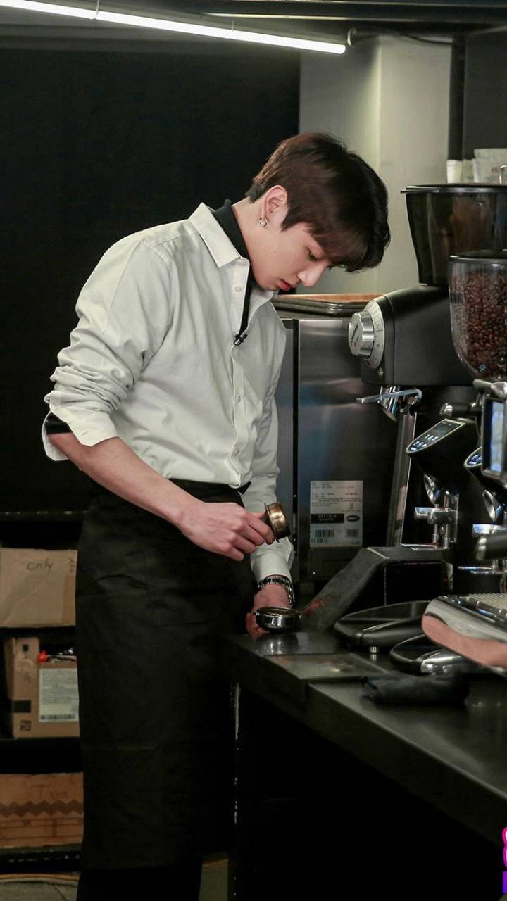 Barista Wallpapers - Top Free Barista Backgrounds - WallpaperAccess