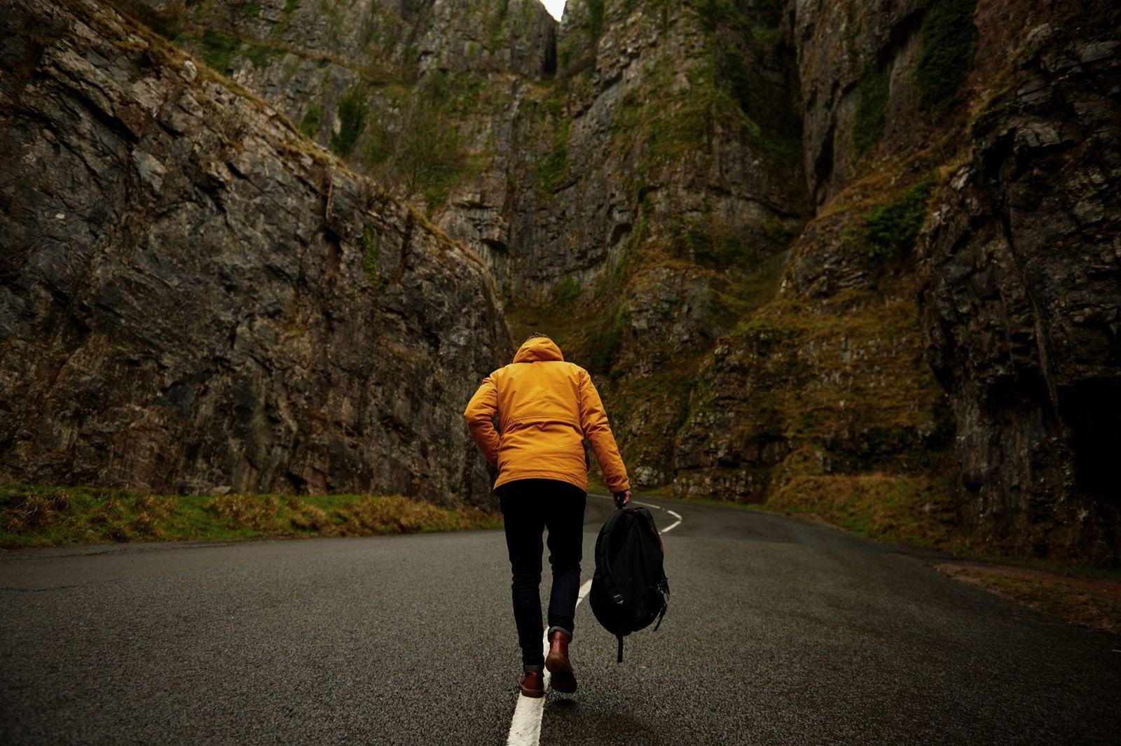People Walking Wallpapers - Top Free People Walking Backgrounds ...