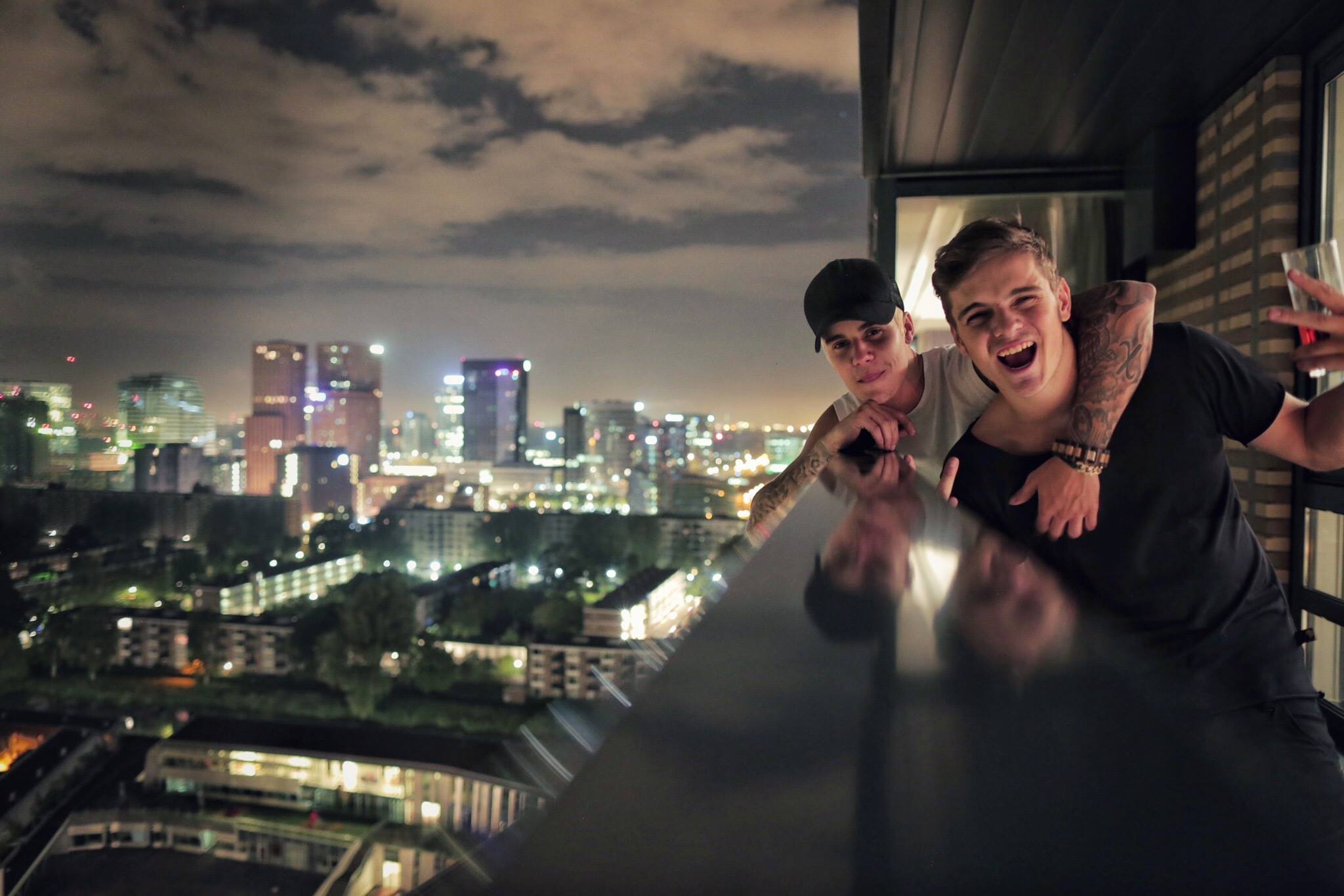 Martin Garrix 4K Wallpapers - Top Free Martin Garrix 4K Backgrounds ...