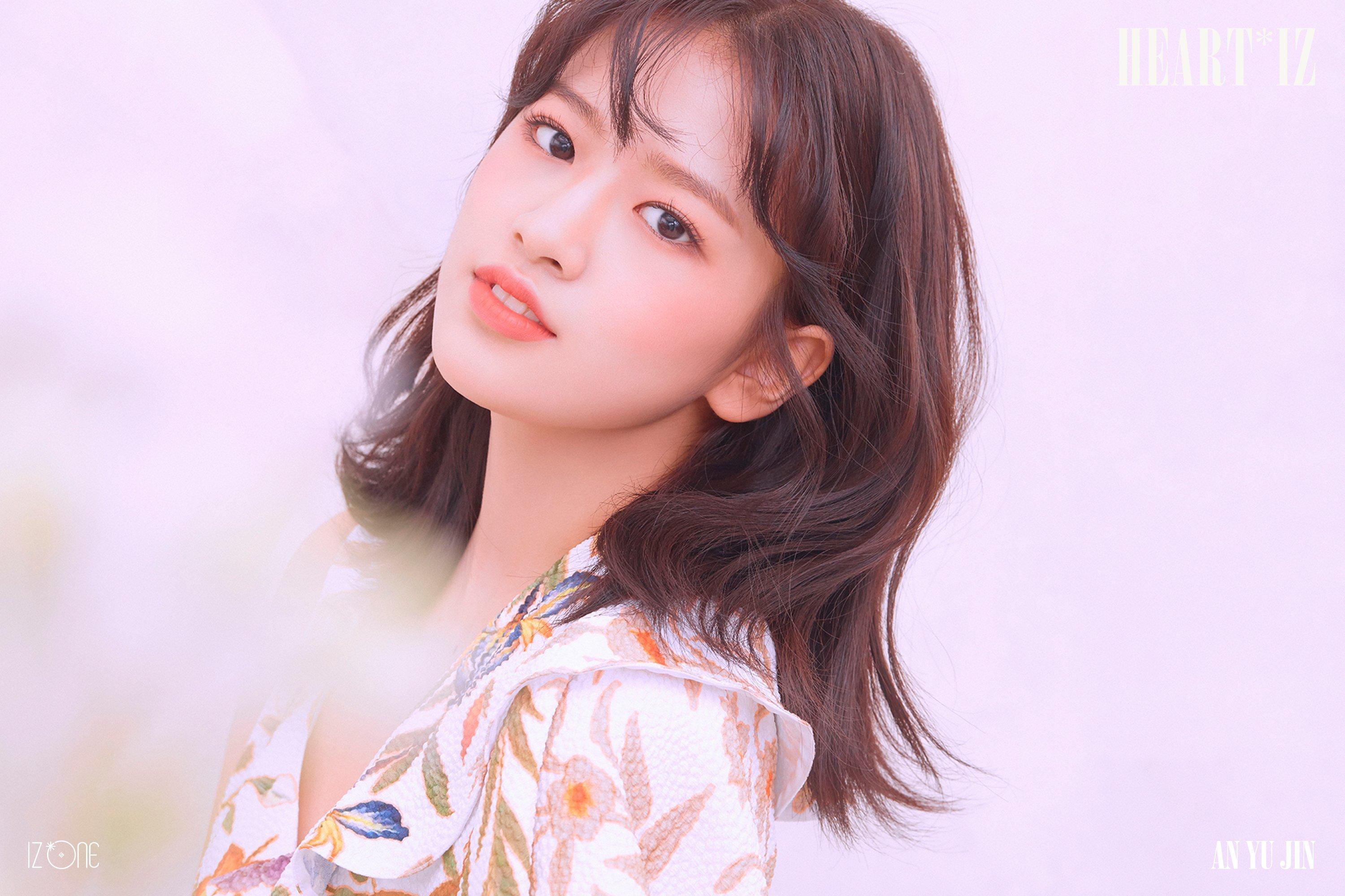 Ahn Yujin Wallpapers Top Free Ahn Yujin Backgrounds Wallpaperaccess