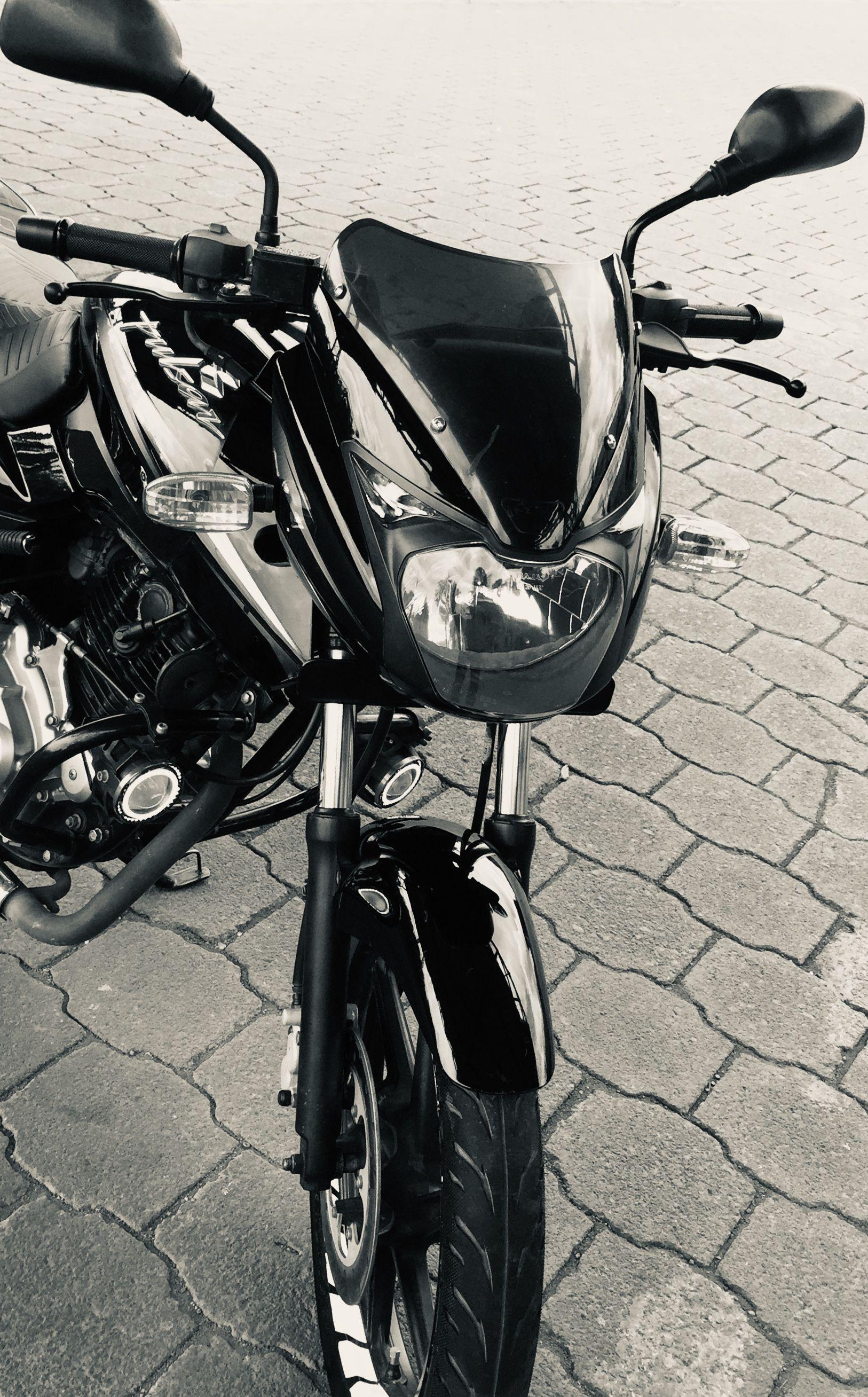 Pulsar Bike Wallpapers - Top Free Pulsar Bike Backgrounds - WallpaperAccess