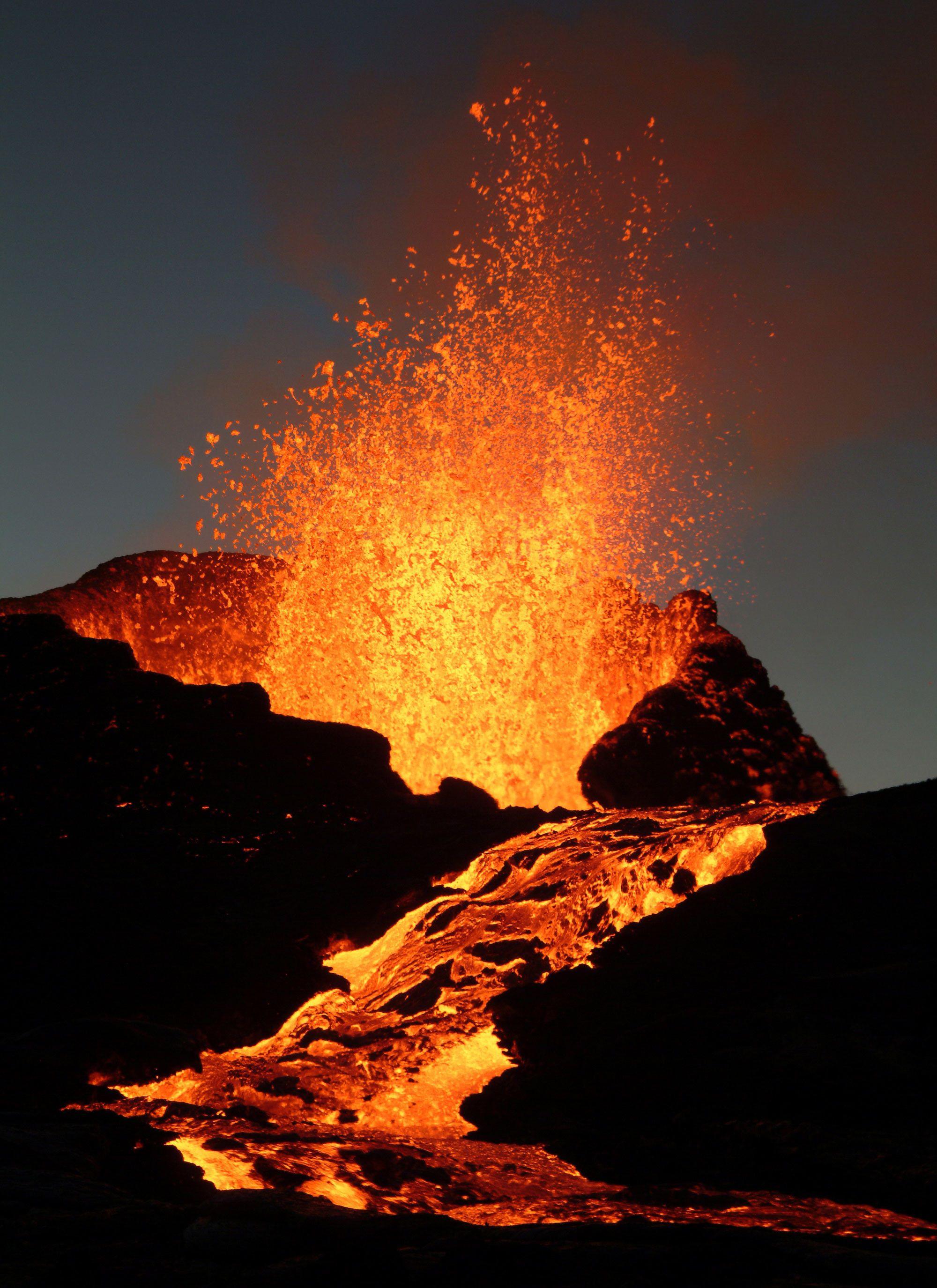 HD Volcano Wallpapers - Top Free HD Volcano Backgrounds - WallpaperAccess
