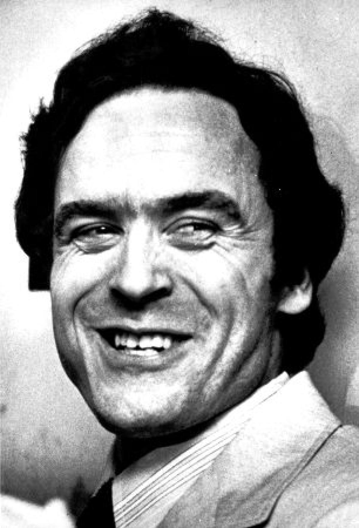 Ted Bundy Wallpapers - Top Free Ted Bundy Backgrounds - WallpaperAccess