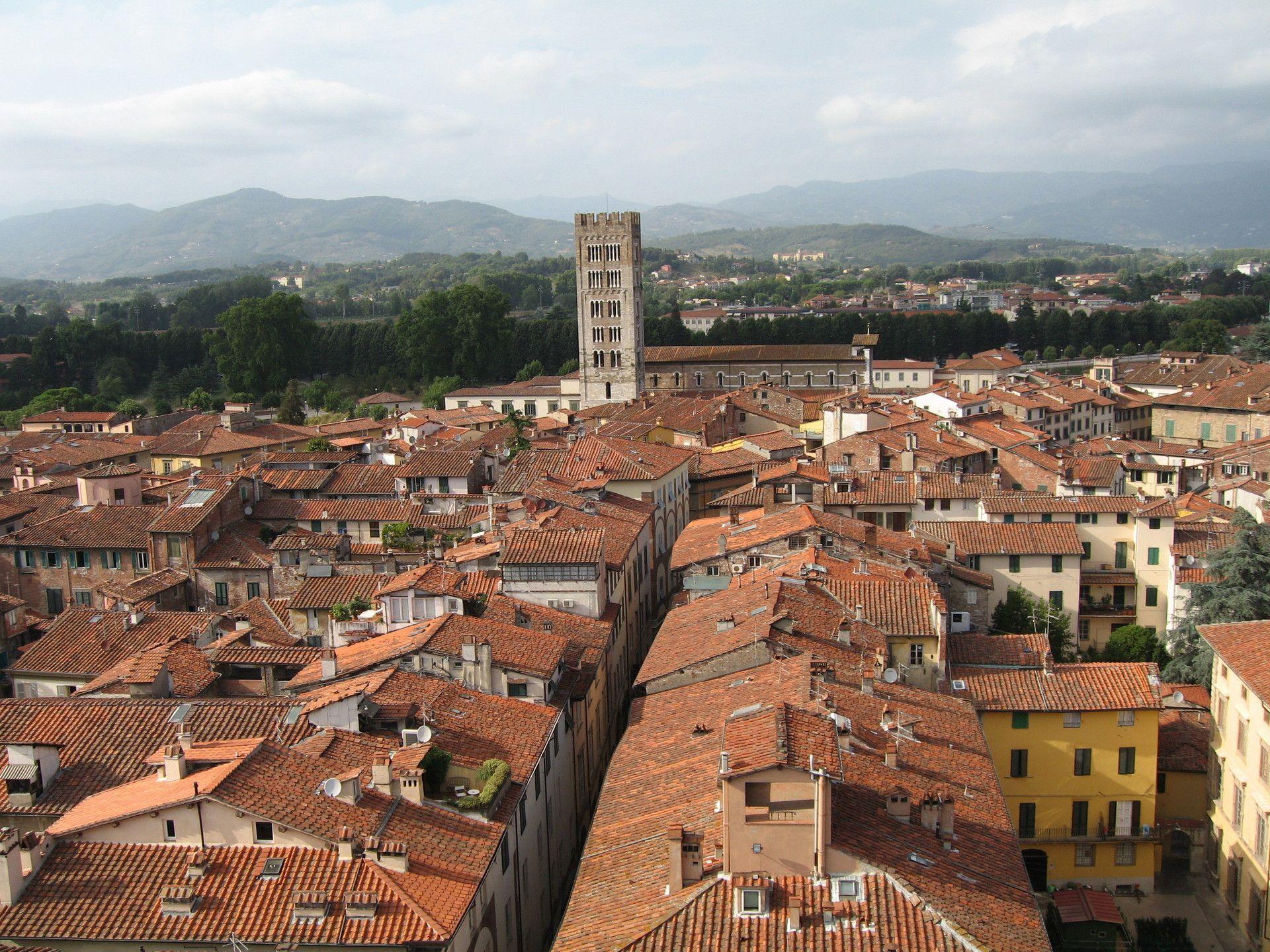 Lucca Italy Wallpapers - Top Free Lucca Italy Backgrounds - WallpaperAccess