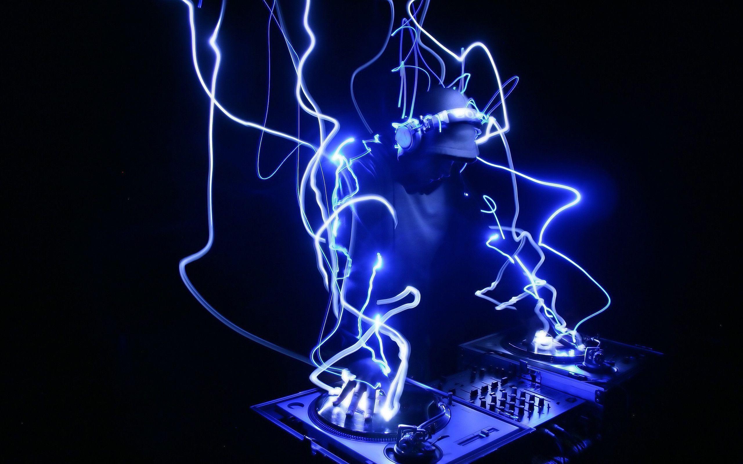 Cartoon DJ Wallpapers - Top Free Cartoon DJ Backgrounds - WallpaperAccess