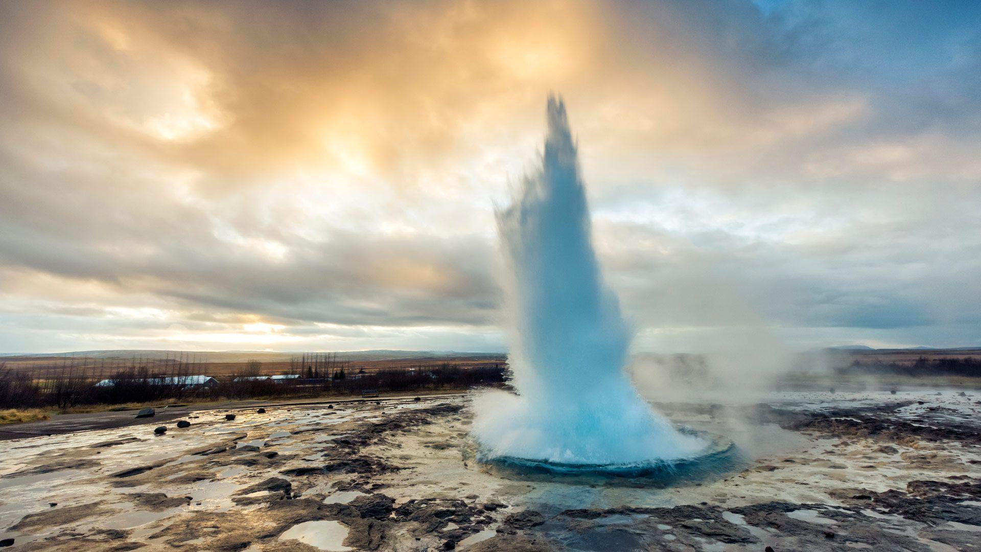Iceland Geyser Wallpapers - Top Free Iceland Geyser Backgrounds ...