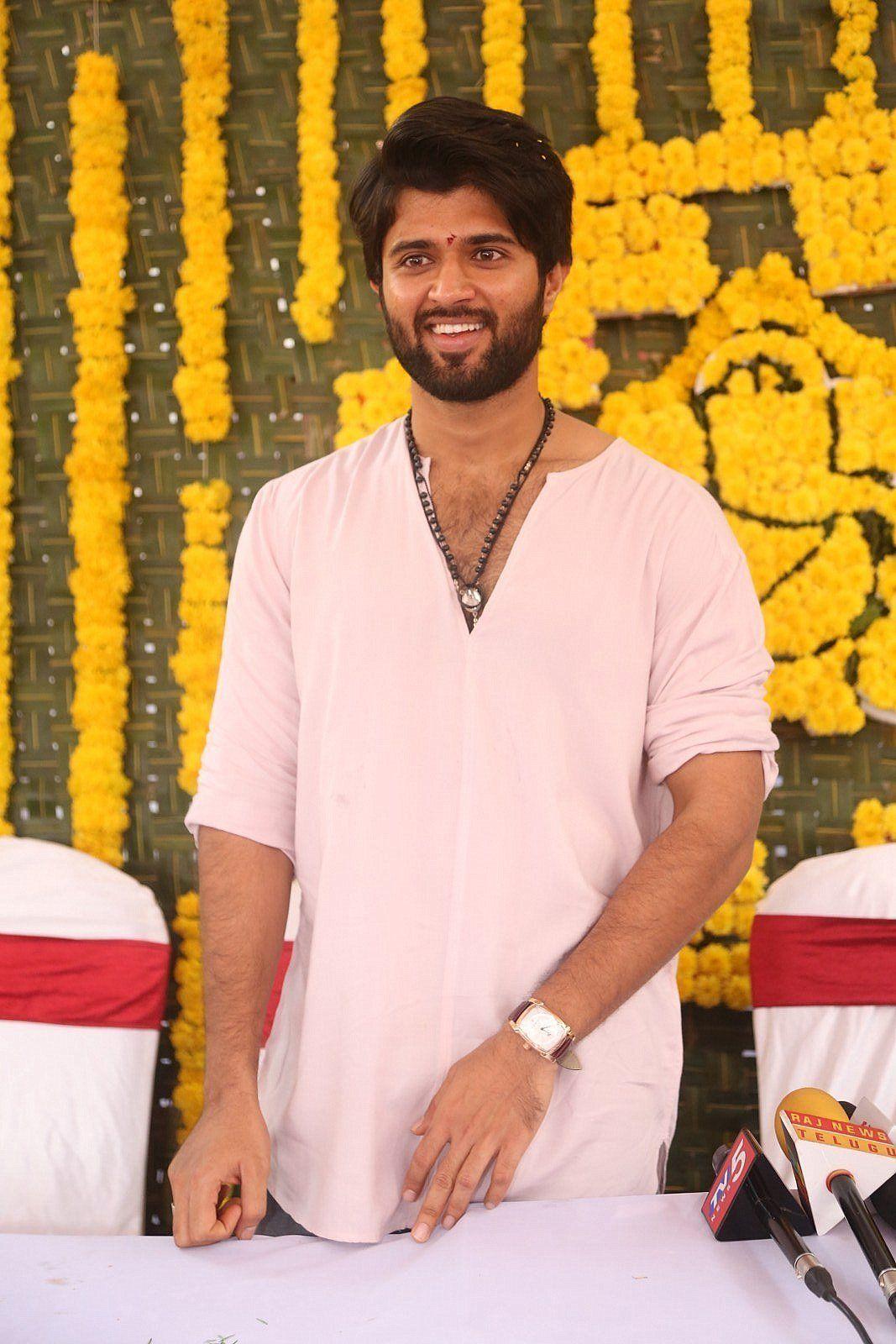 Vijay Devarakonda HD Wallpapers - Top Free Vijay Devarakonda HD ...