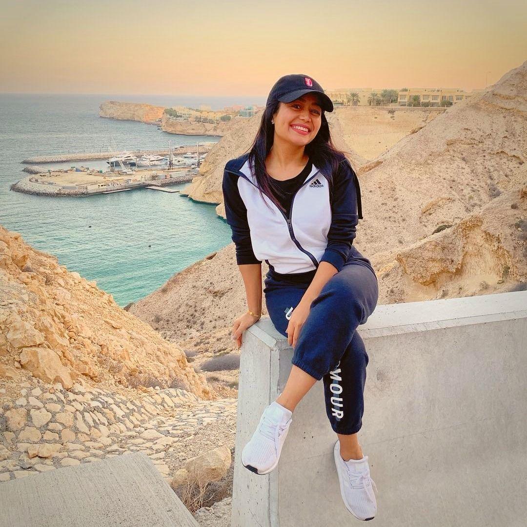 Neha Kakkar HD Wallpapers - Top Free Neha Kakkar HD Backgrounds ...
