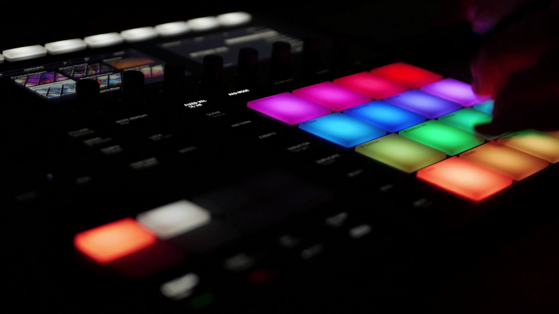 Maschine Wallpapers - Top Free Maschine Backgrounds - WallpaperAccess