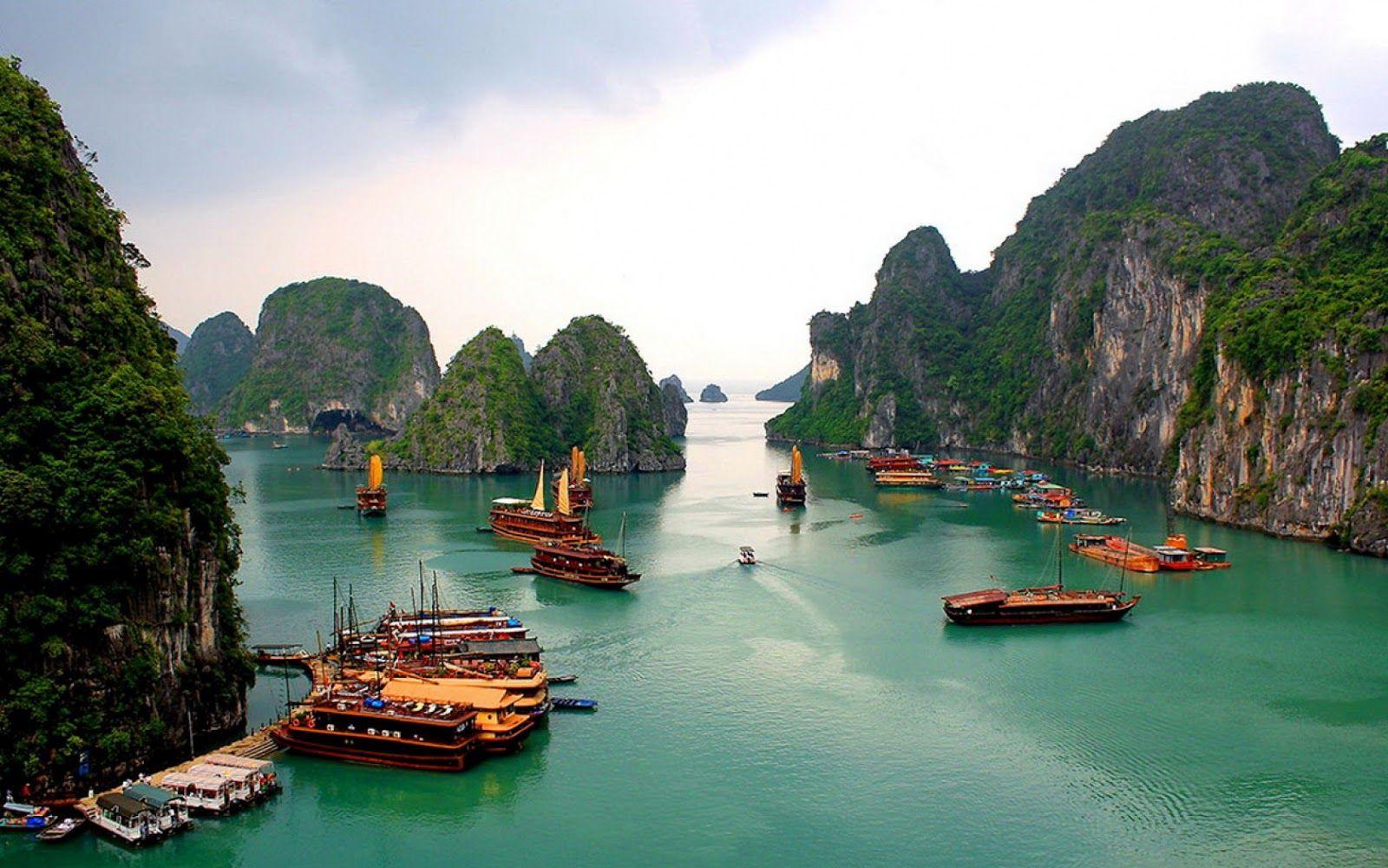 Halong Bay Wallpapers - Top Free Halong Bay Backgrounds - WallpaperAccess