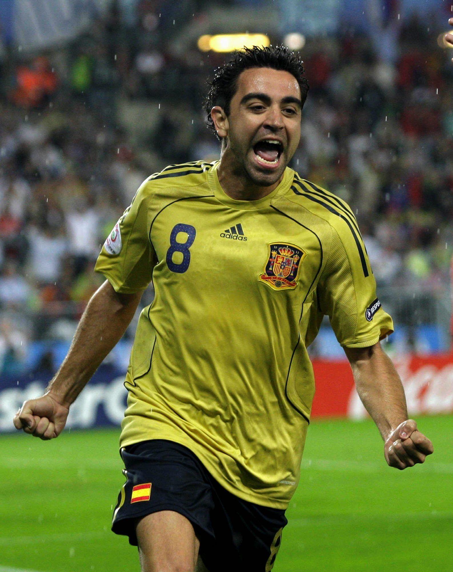 Xavi Hernandez Wallpapers - Top Free Xavi Hernandez Backgrounds ...