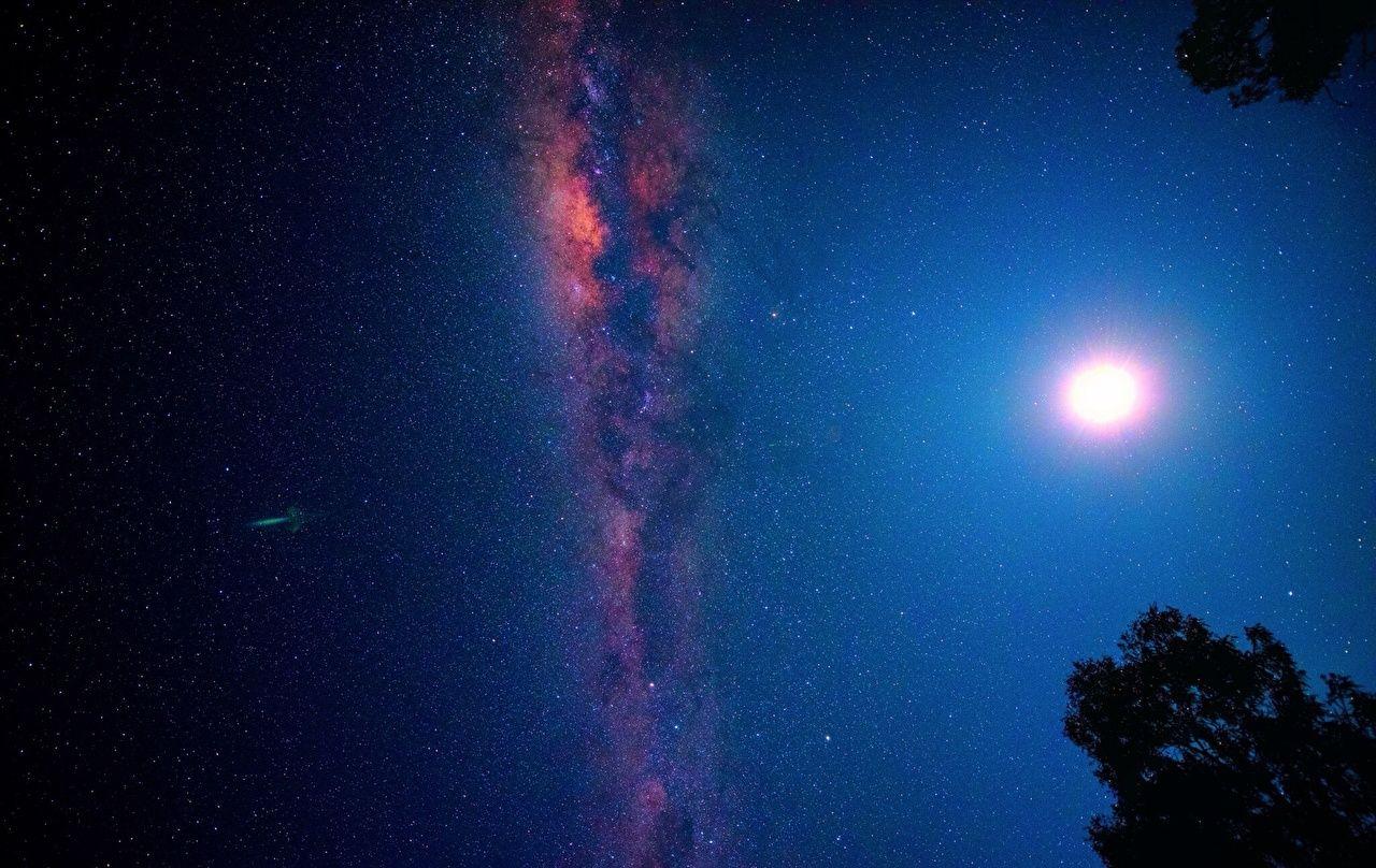 Moon and Milky Way Wallpapers - Top Free Moon and Milky Way Backgrounds ...