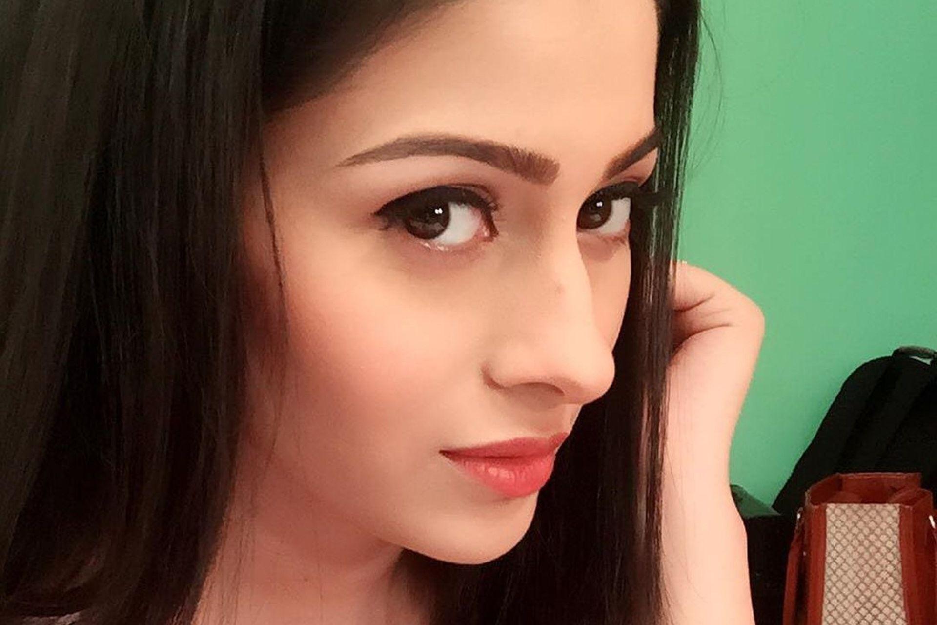 Aparna Dixit Wallpapers - Top Free Aparna Dixit Backgrounds ...