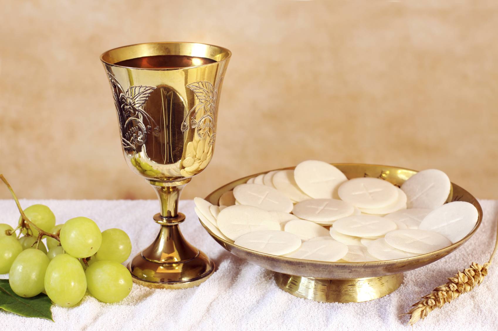 Eucharist Wallpapers - Top Free Eucharist Backgrounds - WallpaperAccess