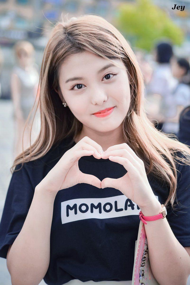 Ahin Momoland Wallpapers - Top Free Ahin Momoland Backgrounds - WallpaperAccess