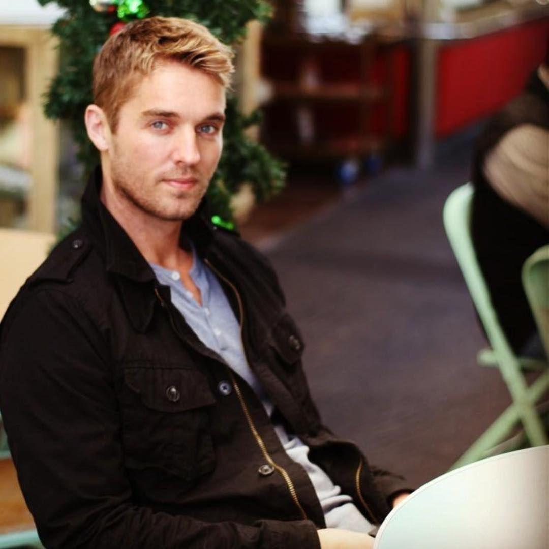 Brett Young Wallpapers - Top Free Brett Young Backgrounds - WallpaperAccess