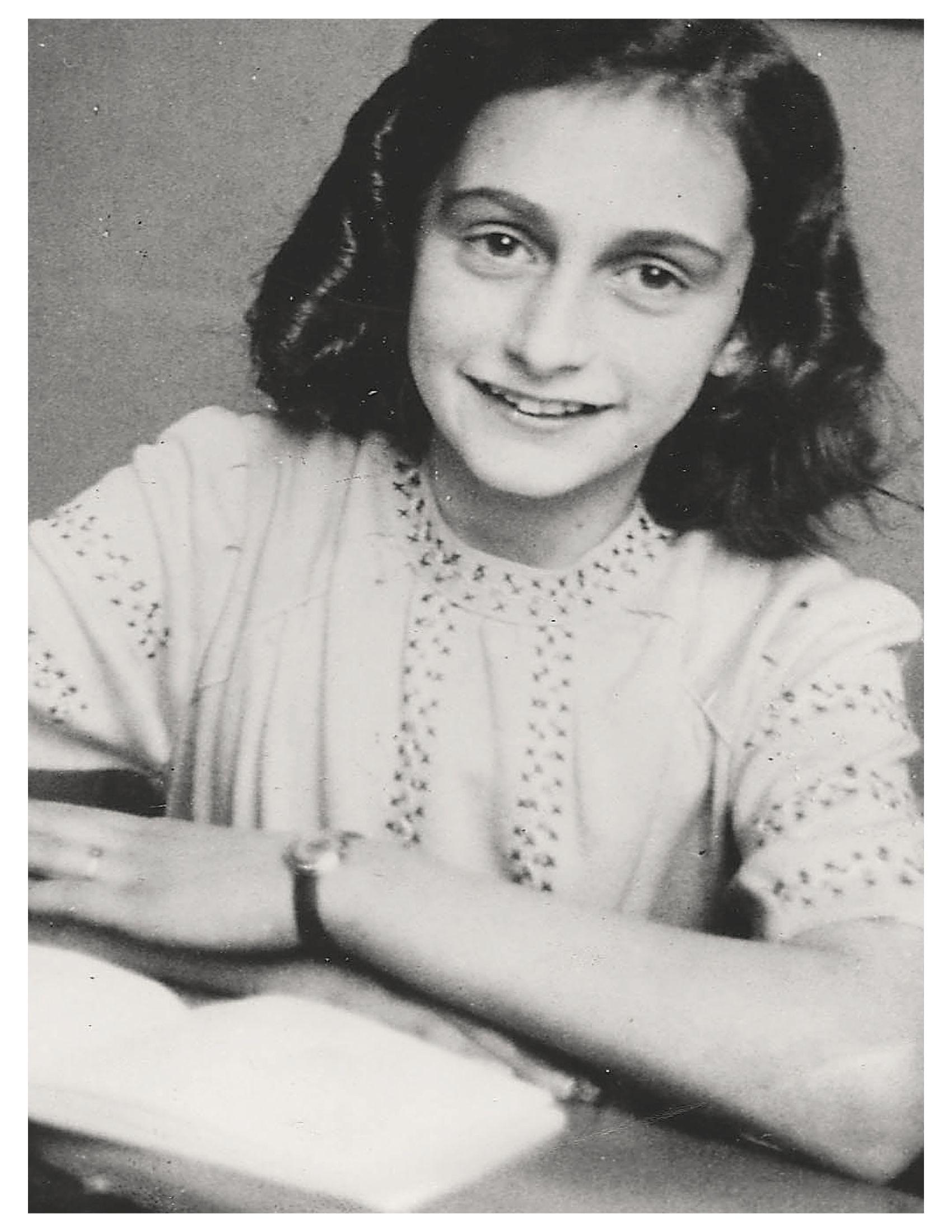Anne Frank Wallpapers - Top Free Anne Frank Backgrounds - WallpaperAccess