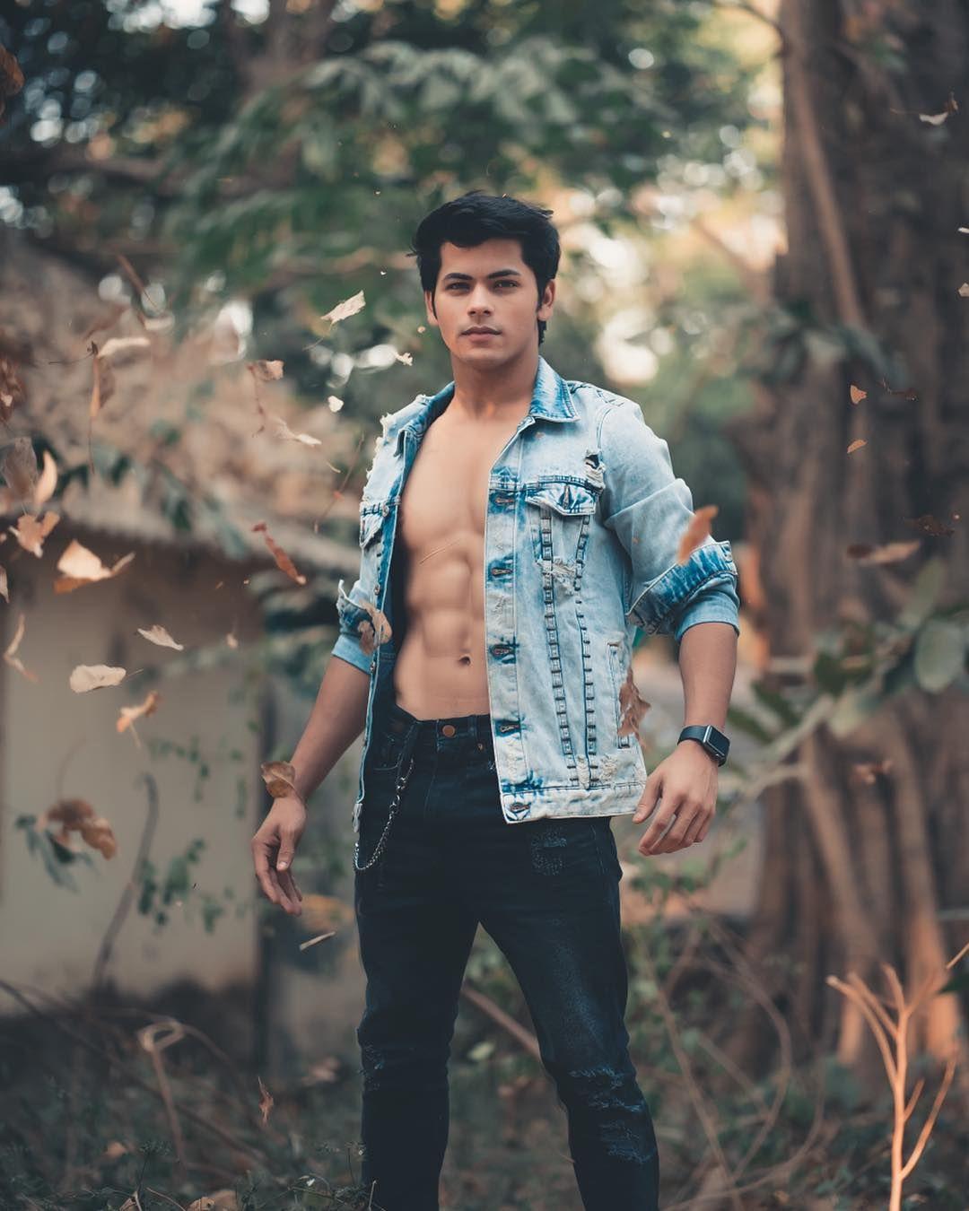 Siddharth Nigam Wallpapers - Top Free Siddharth Nigam Backgrounds - WallpaperAccess