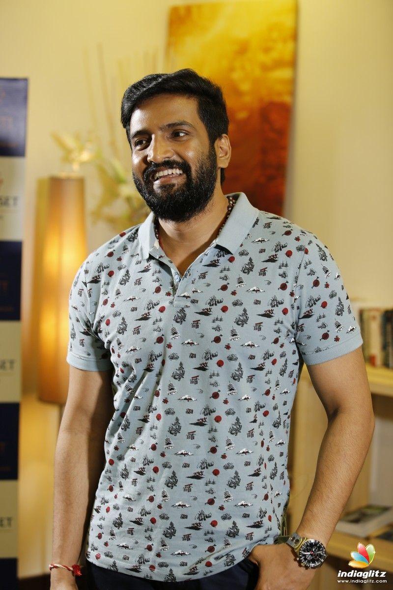 Santhanam Wallpapers - Top Free Santhanam Backgrounds - WallpaperAccess