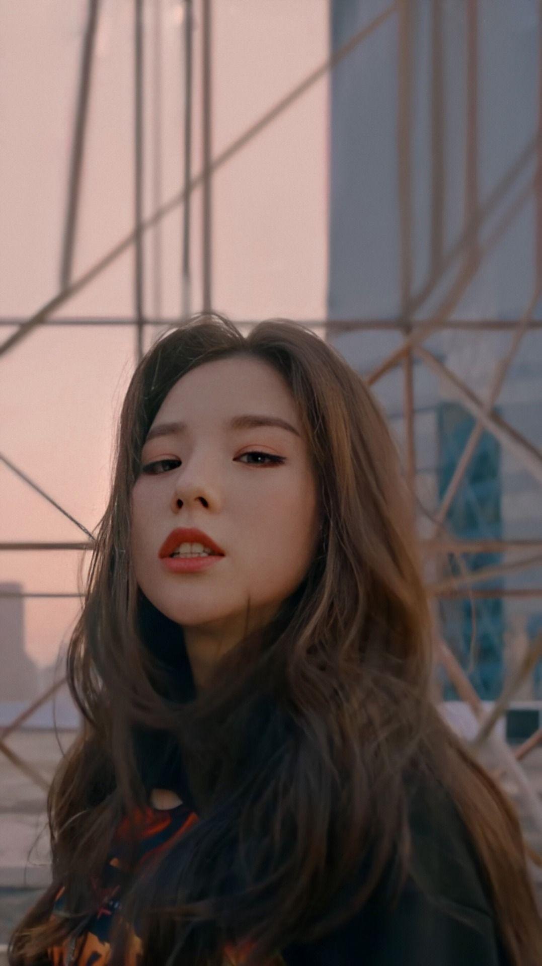 Heejin Wallpapers - Top Free Heejin Backgrounds - WallpaperAccess