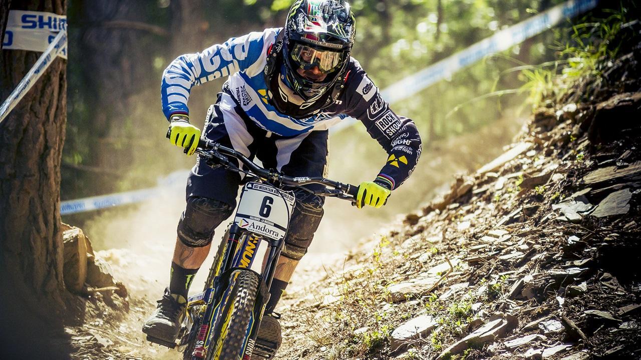 Downhill Rider Wallpapers - Top Free Downhill Rider Backgrounds ...