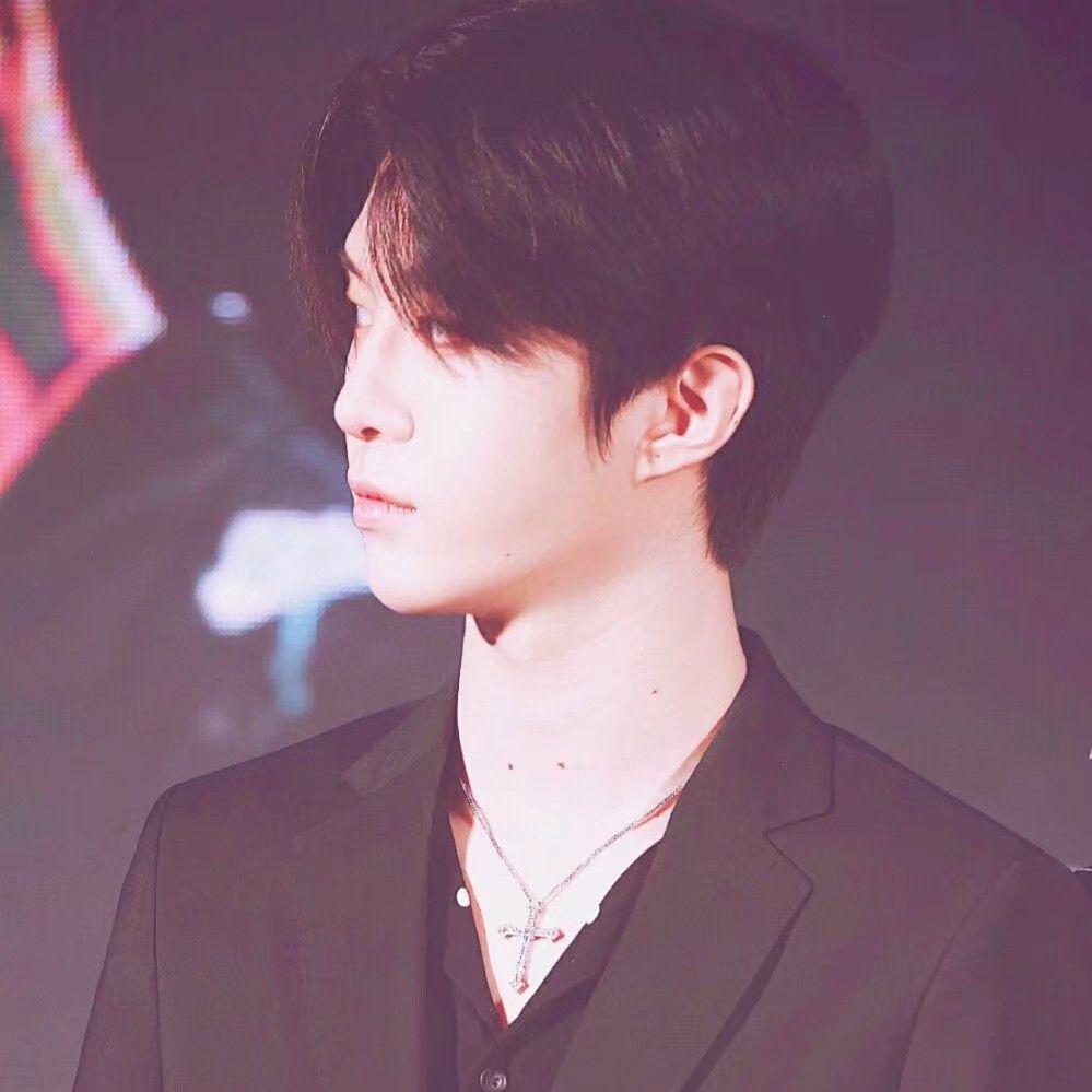 Fan Chengcheng Wallpapers - Top Free Fan Chengcheng Backgrounds ...