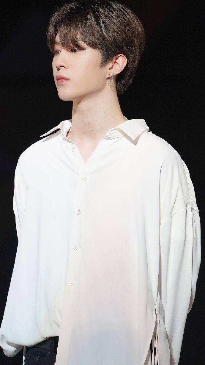 Fan Chengcheng Wallpapers - Top Free Fan Chengcheng Backgrounds ...